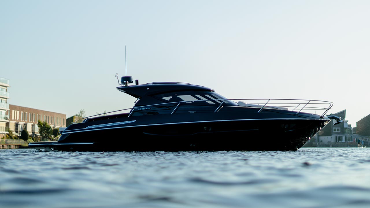Focus Power 36 GTX - M/Y Joker